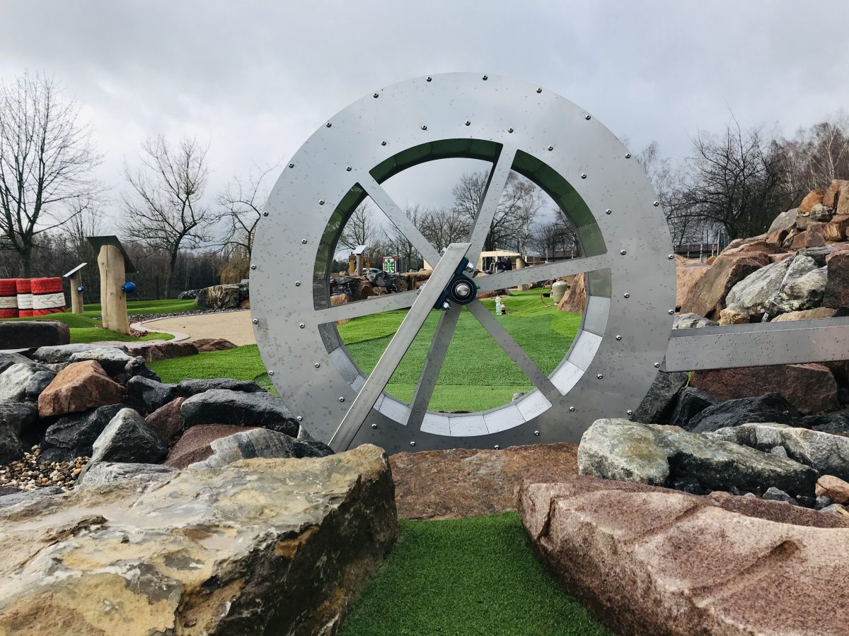 Abenteuer Minigolf am See (Stausee Oberwald/Callenberg) | ABENTEUER ...