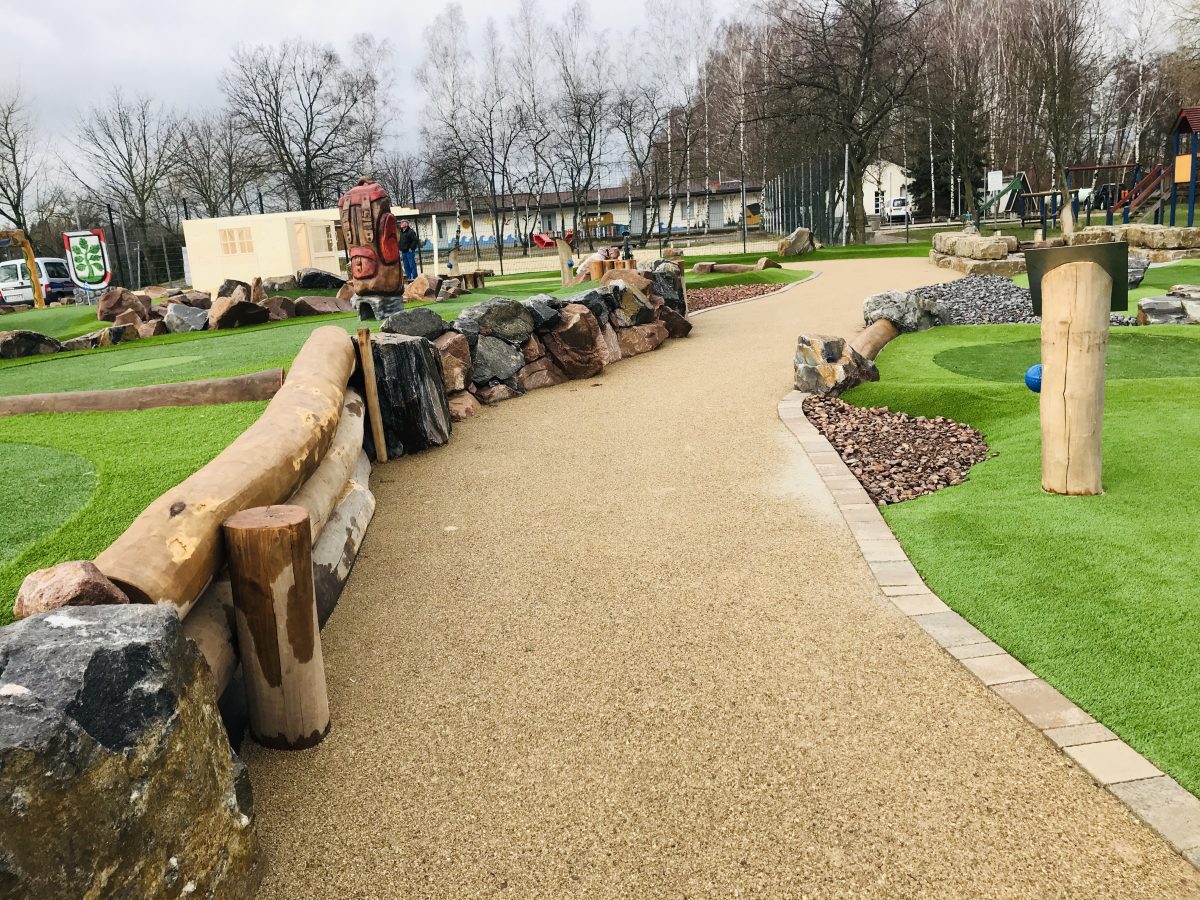 Abenteuer Minigolf am See (Stausee Oberwald/Callenberg) | ABENTEUER ...